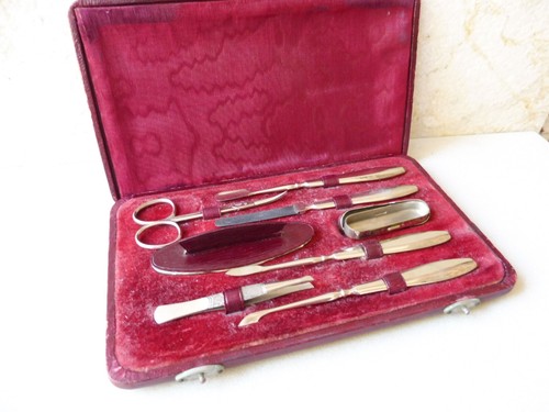 Vintage Cased Eight Piece Manicure Set 1960's Leatherette Tabs | eBay ...