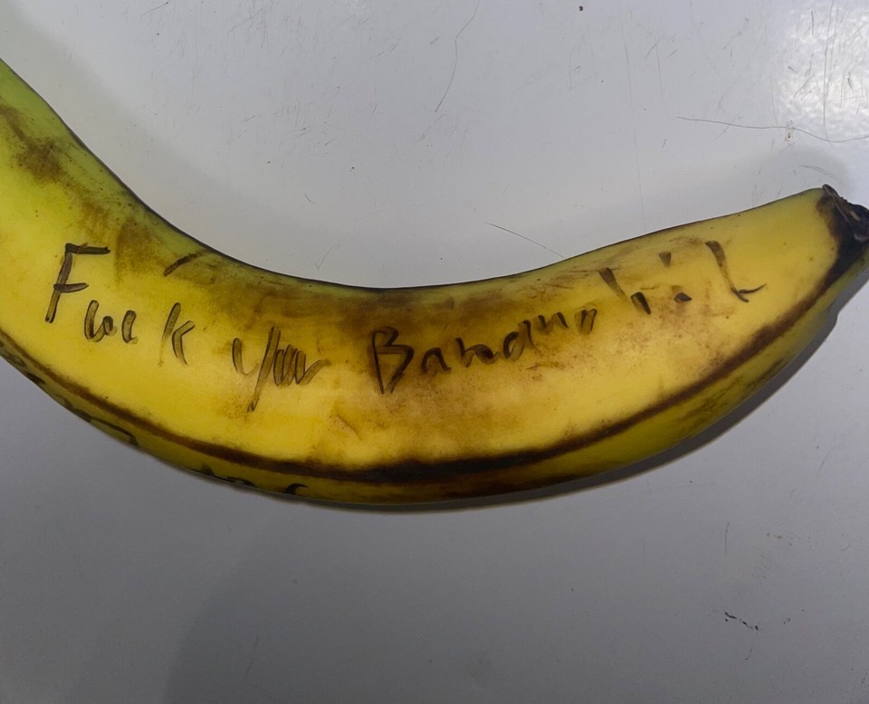 *SIGNED* Jeff Howell AKA “Uncle Klunk” Banana Encased in Resin ...