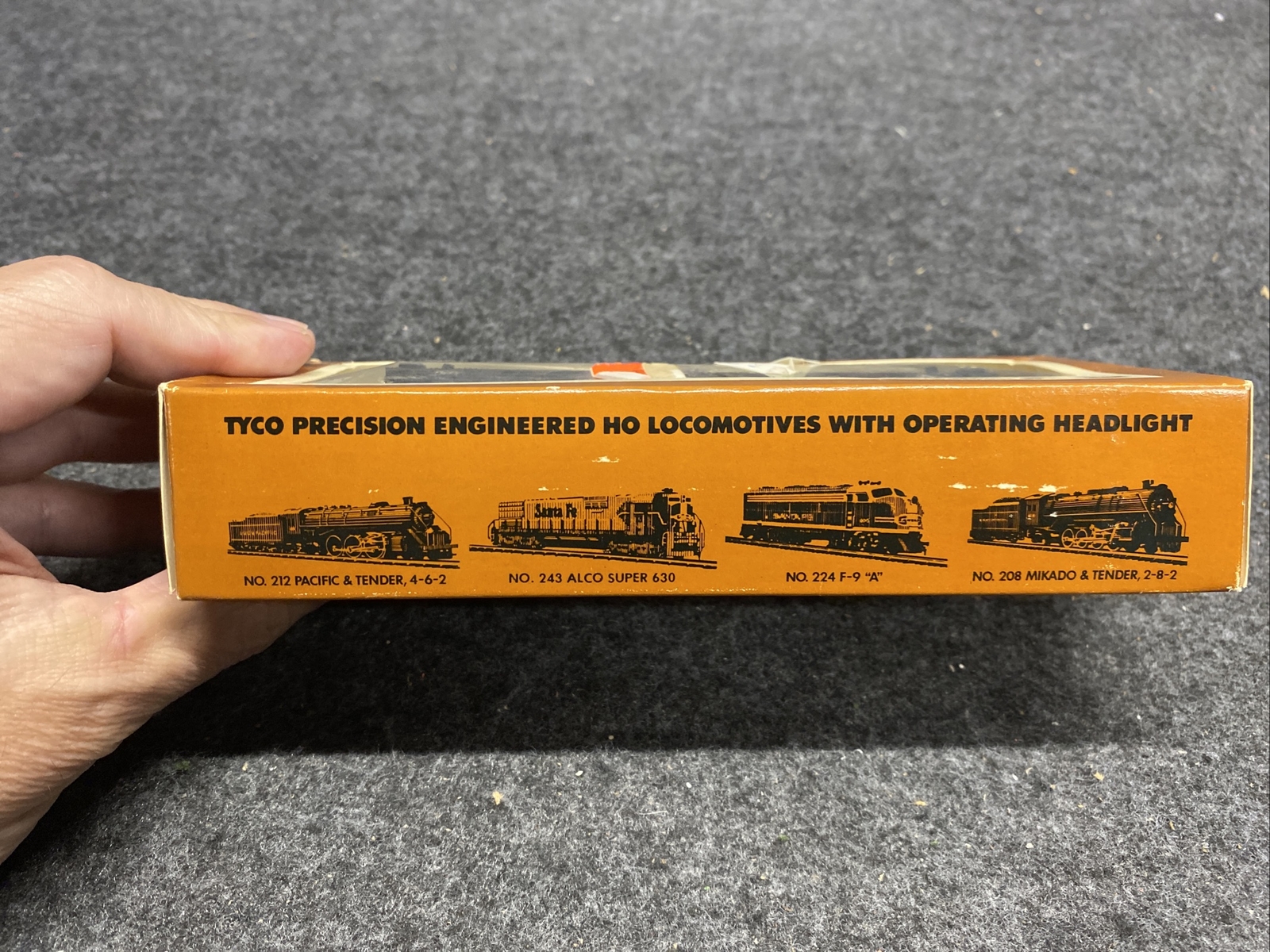 TYCO HO Scale 40' Shell Chrome Single Dome Tank Car Item 367C B2 for ...