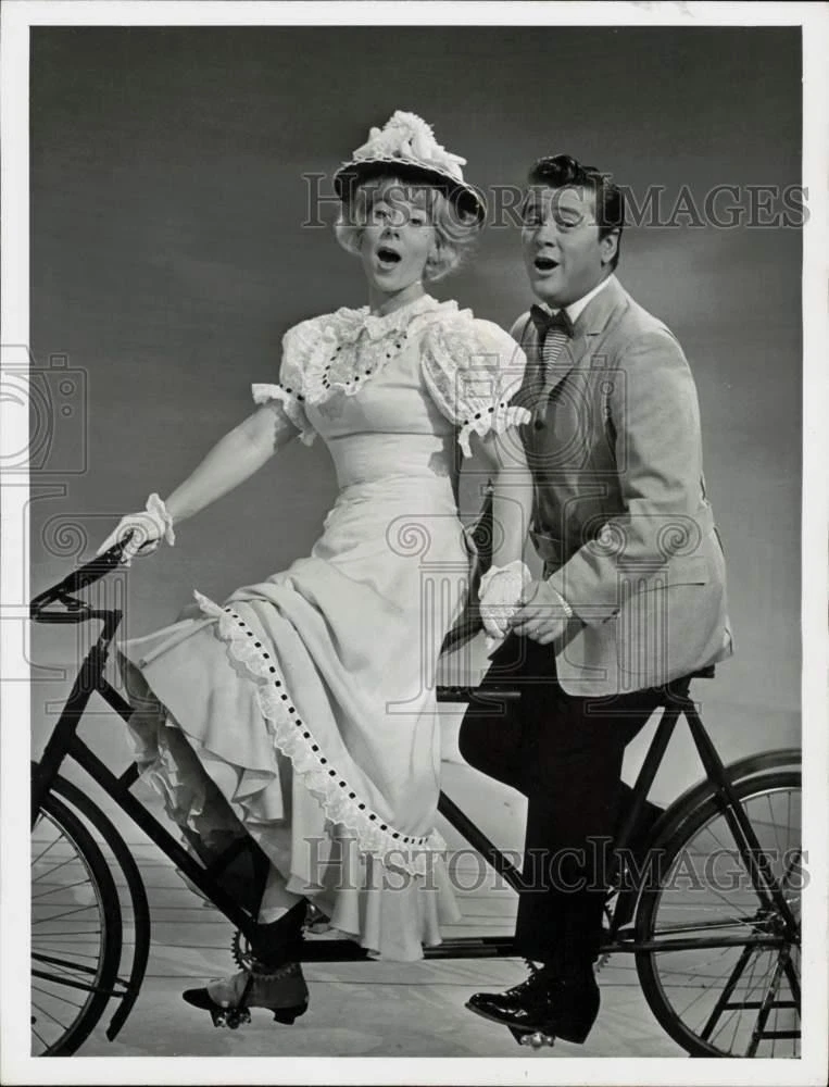 Sheila And Gordon Macrae