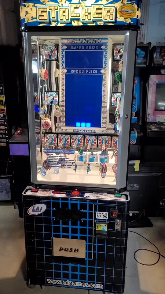 STACKER by LAI Games Club Prize Redemption Arcade Vending Machine Works ...