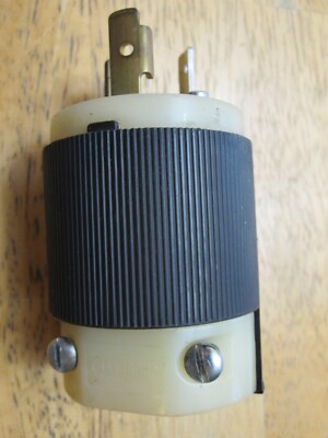 Plugs - 20 Amp Twist Lock