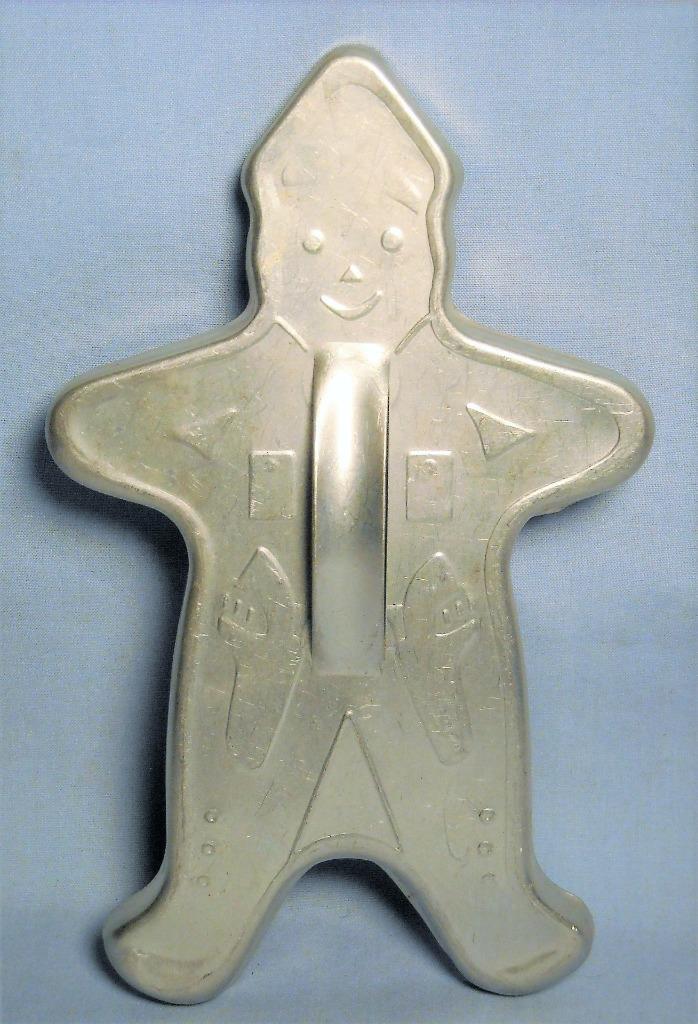 Gingerbread Boy with Guns Cookie Cutter Christmas Vintage | eBay