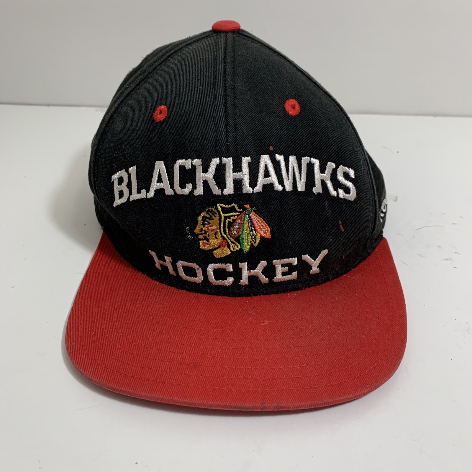 Chicago Blackhawks Hockey NHL Reebok Center Ice Collection Cap Hat Flat ...
