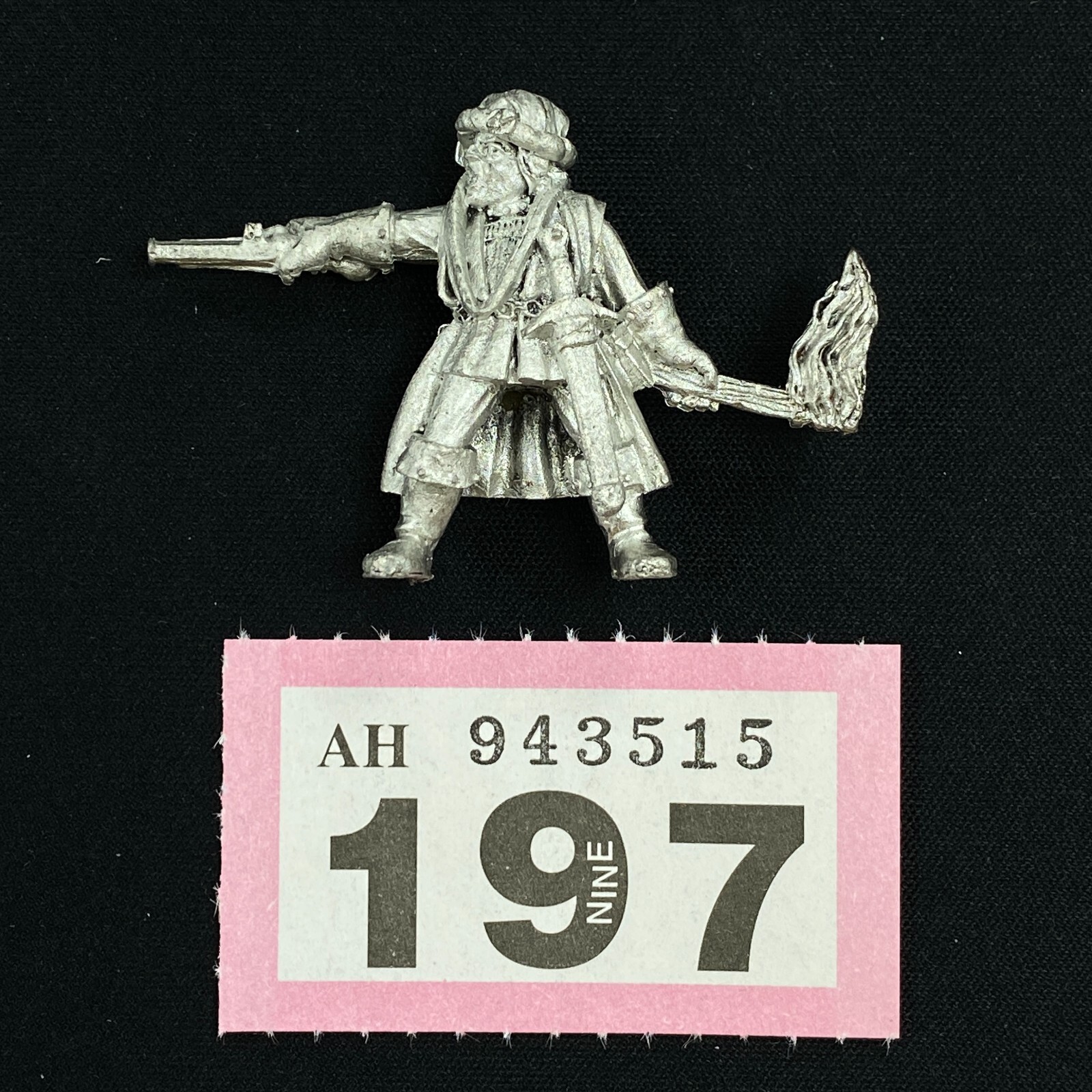 WITCH HUNTER CAPTAIN MORDHEIM WARHAMMER FANTASY METAL WARBAND MERCENARY ...