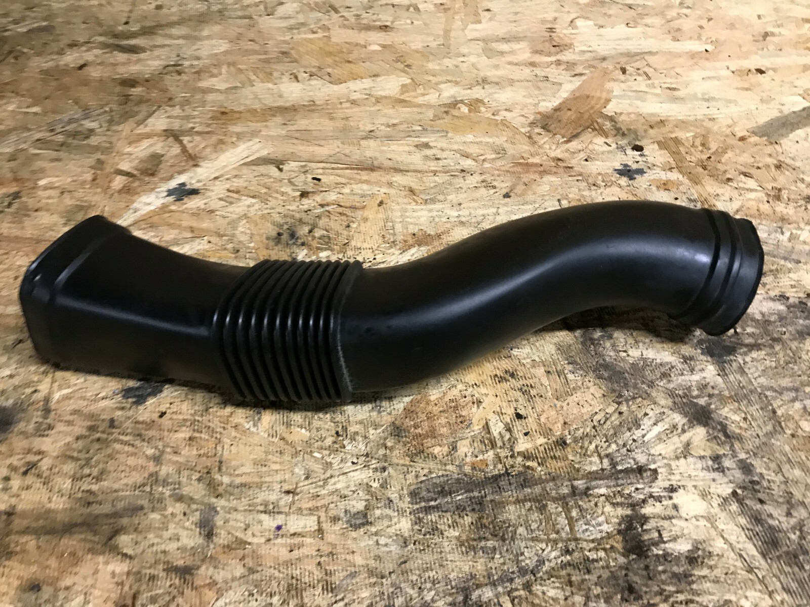 MERCEDES BENZ ML R X164 07-12 RIGHT PASS ENGINE AIR INTAKE PIPES AIR ...