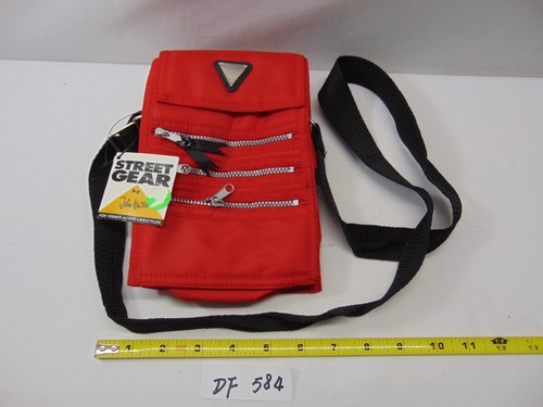 Vintage John Weitz Street Gear Water Resistant Red Travel Bag 8" x 5 1/ ...