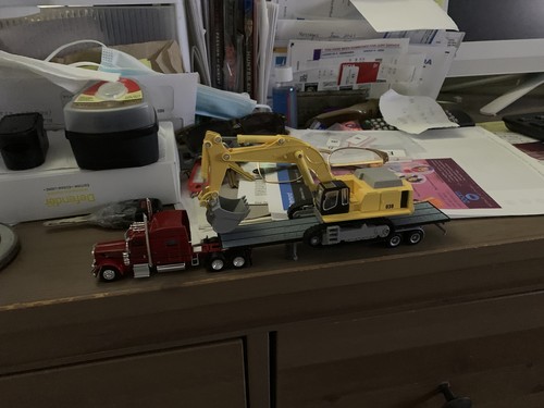 Hydraulic Excavator Yellow 1/87 HO Diecast Model by Classic Metal Works ...