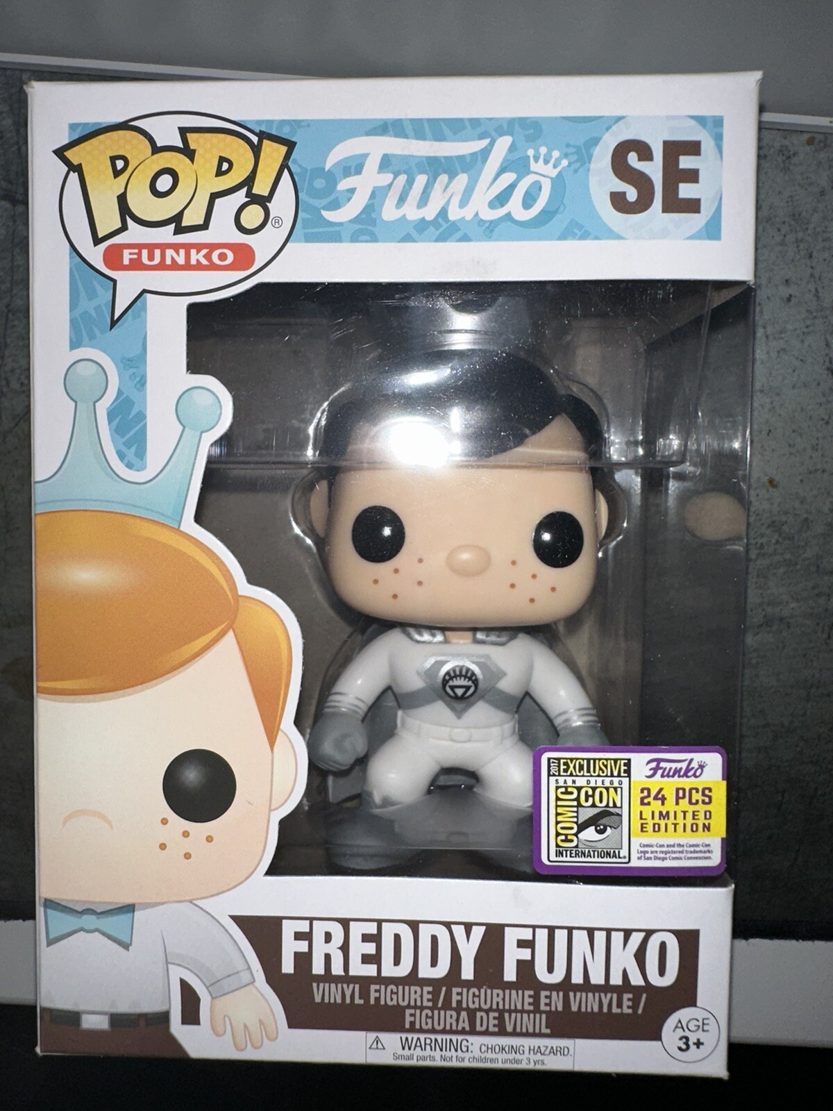 Funko Pop! Vinyl: Freddy Funko - Freddy Funko (White Lantern) - Funko ...