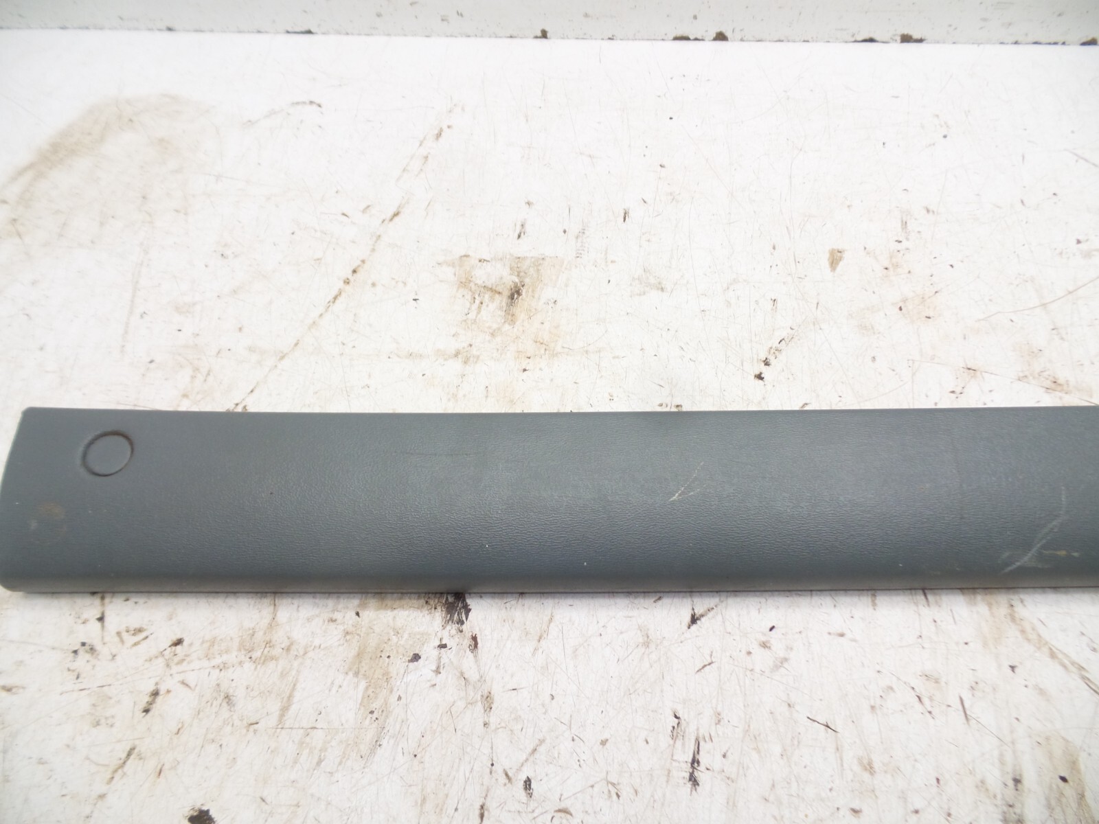 85-88 FIERO ORIGINAL PASSENGER RIGHT SIDE LOWER DOOR TRIM PANEL | eBay