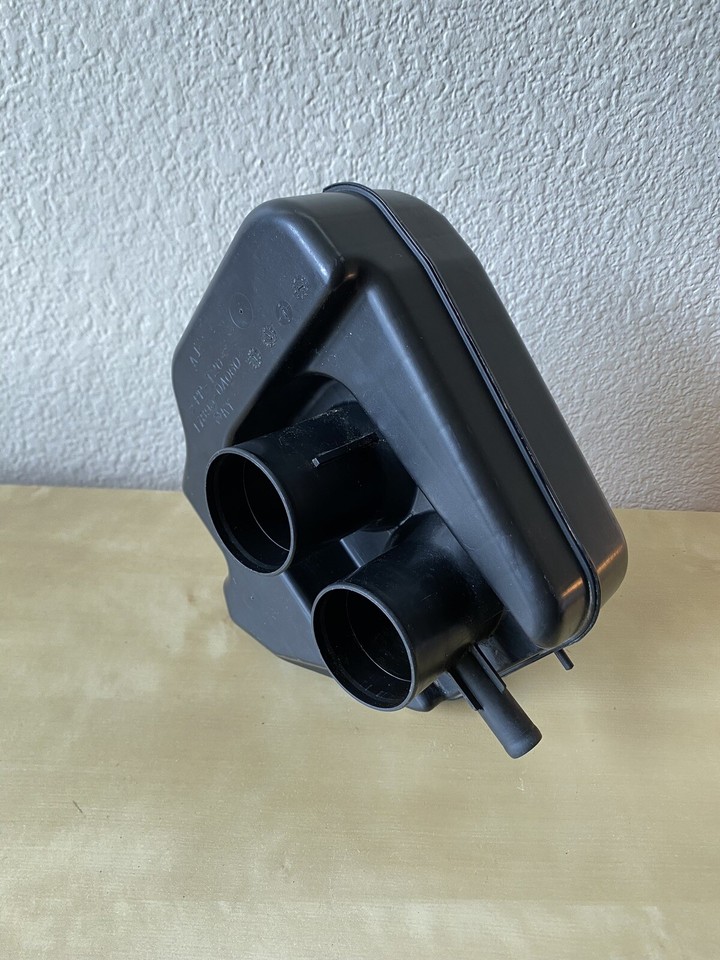 2000-2004 Toyota Avalon Sedan Air Intake Duct Cleaner Box Hose 17893 ...
