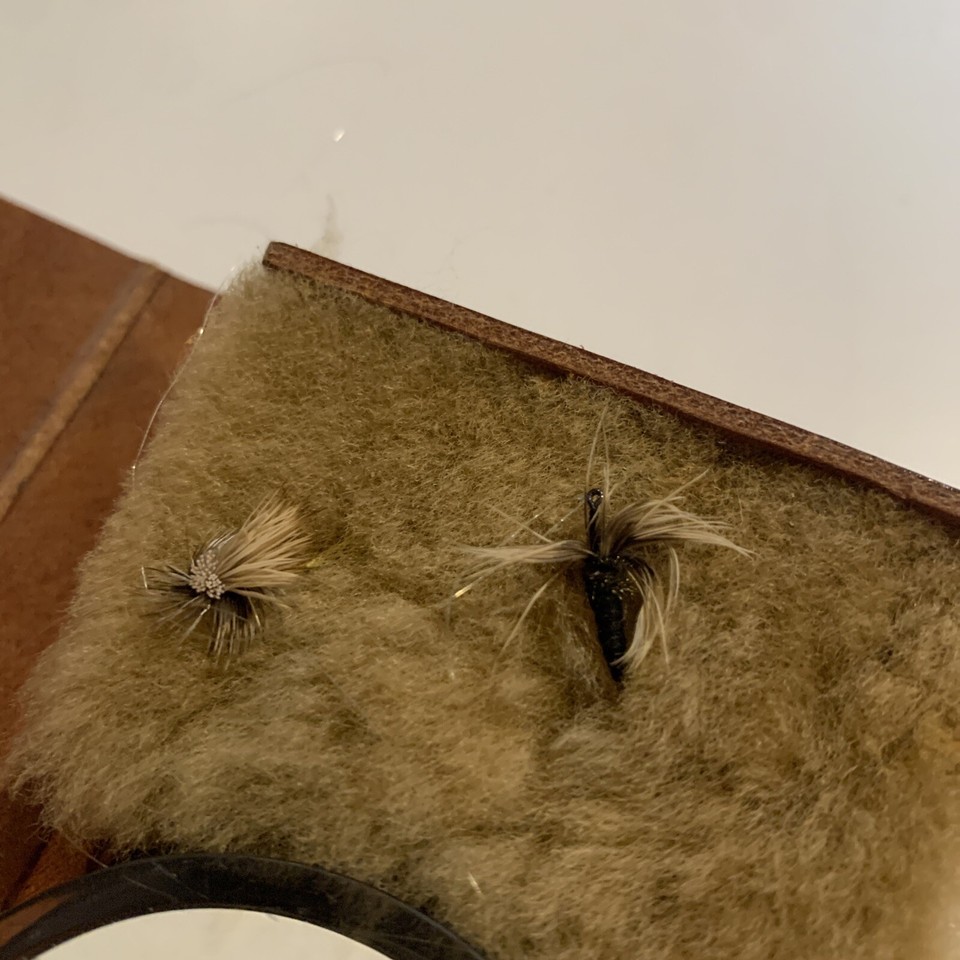 Vintage Leather Fly Fishing Wallet Flies Trout Pan Fish Zipper Pocket ...