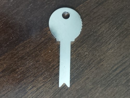 5 BLANK KEYS FOR SLOT MACINE CABINET LOCKS. | eBay