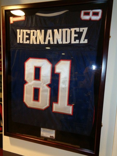 AARON HERNANDEZ Autographed Signed Framed Jersey Authentic New England ...