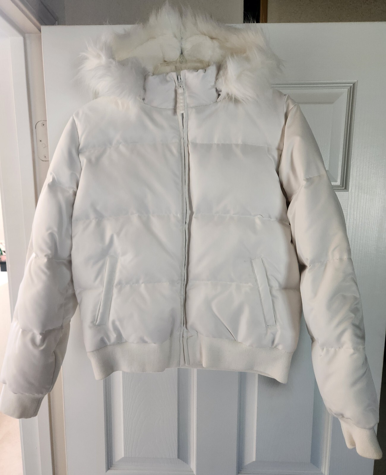Lady Foot Locker Puffer Jacket White Down Feathers Hooded Women Coat ...