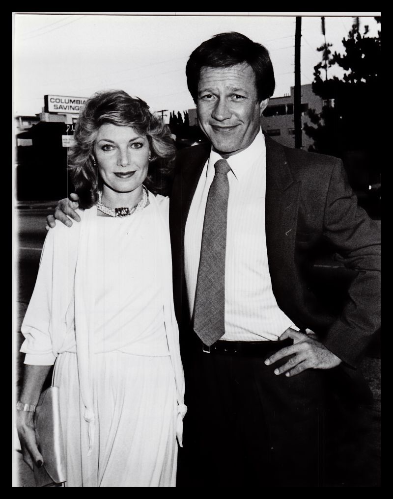 Lot of (6) 1980s SUSAN SULLIVAN, CHARLES SEIBERT & LORENZO LAMAS ...