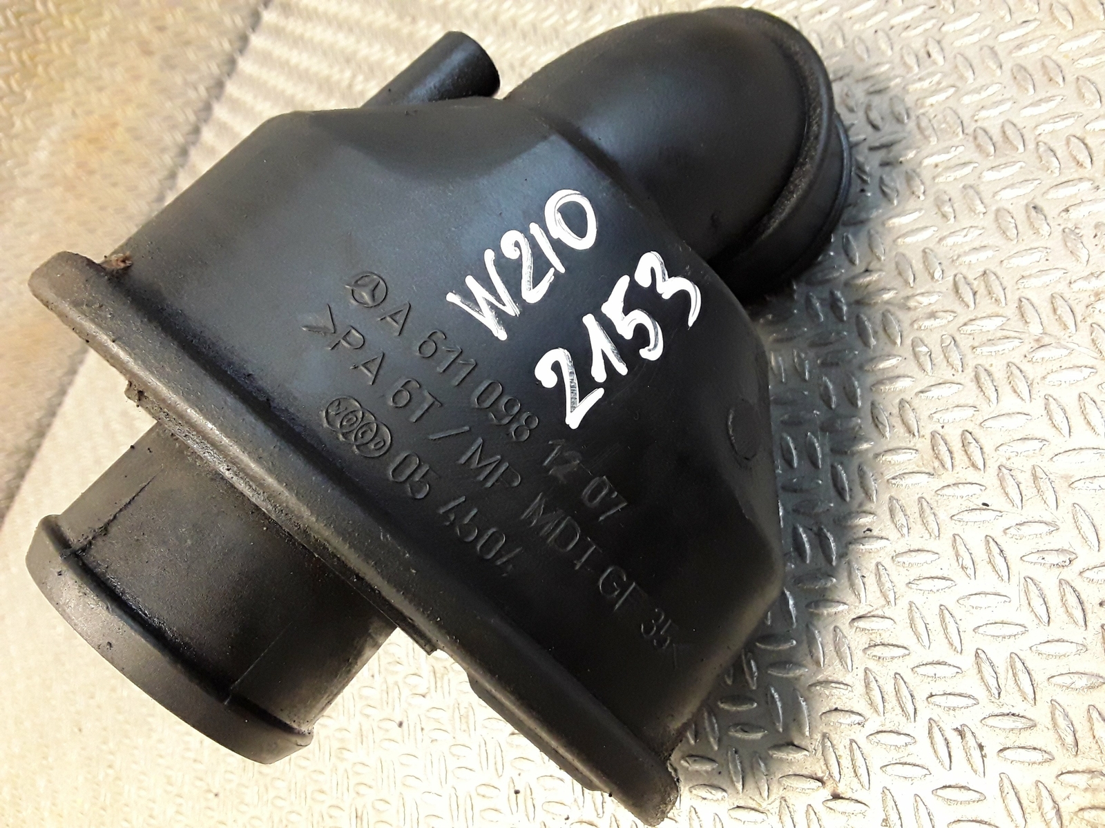 MERCEDES-BENZ C T-Model S202 C 220 CDI Air Intake Tube Pipe 6110981207 ...