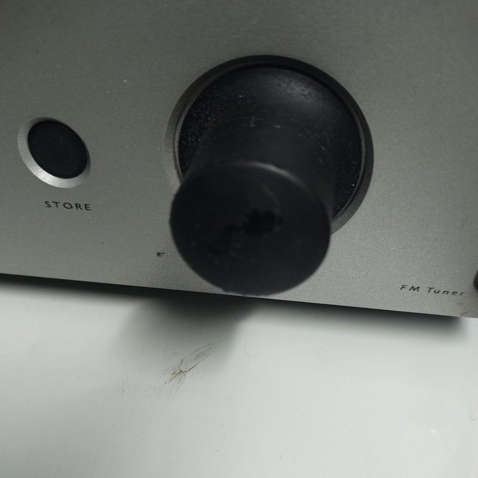 Roksan Caspian Roksan Caspian precision FM Stereo Tuner Hi-Fi Separate ...