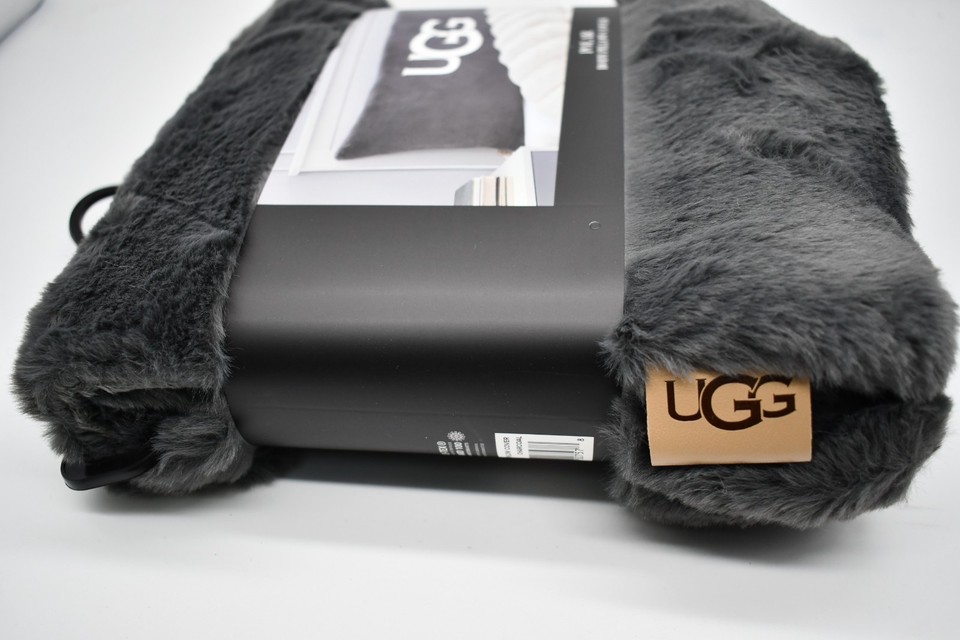 UGG POLAR Body Pillow Cover Super Soft 20in x 54in in Charcoal NEW | eBay