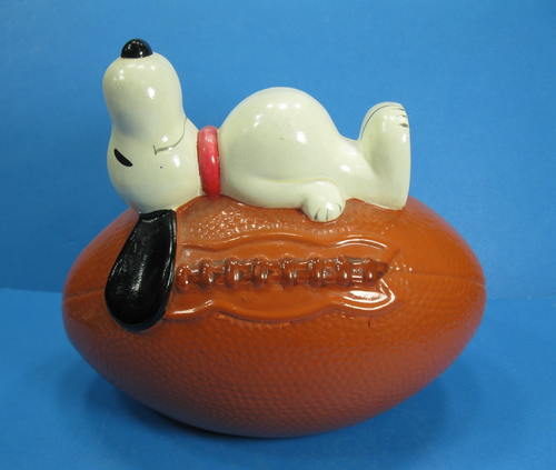 Peanuts Snoopy Football Bank 1966 United Feature Syndicate Inc Vintage ...