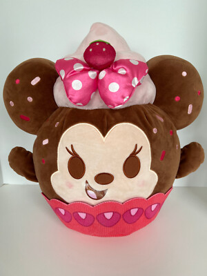 Disney Minnie Mouse Munchlings Plush Strawberry Cupcake Scented Baked ...