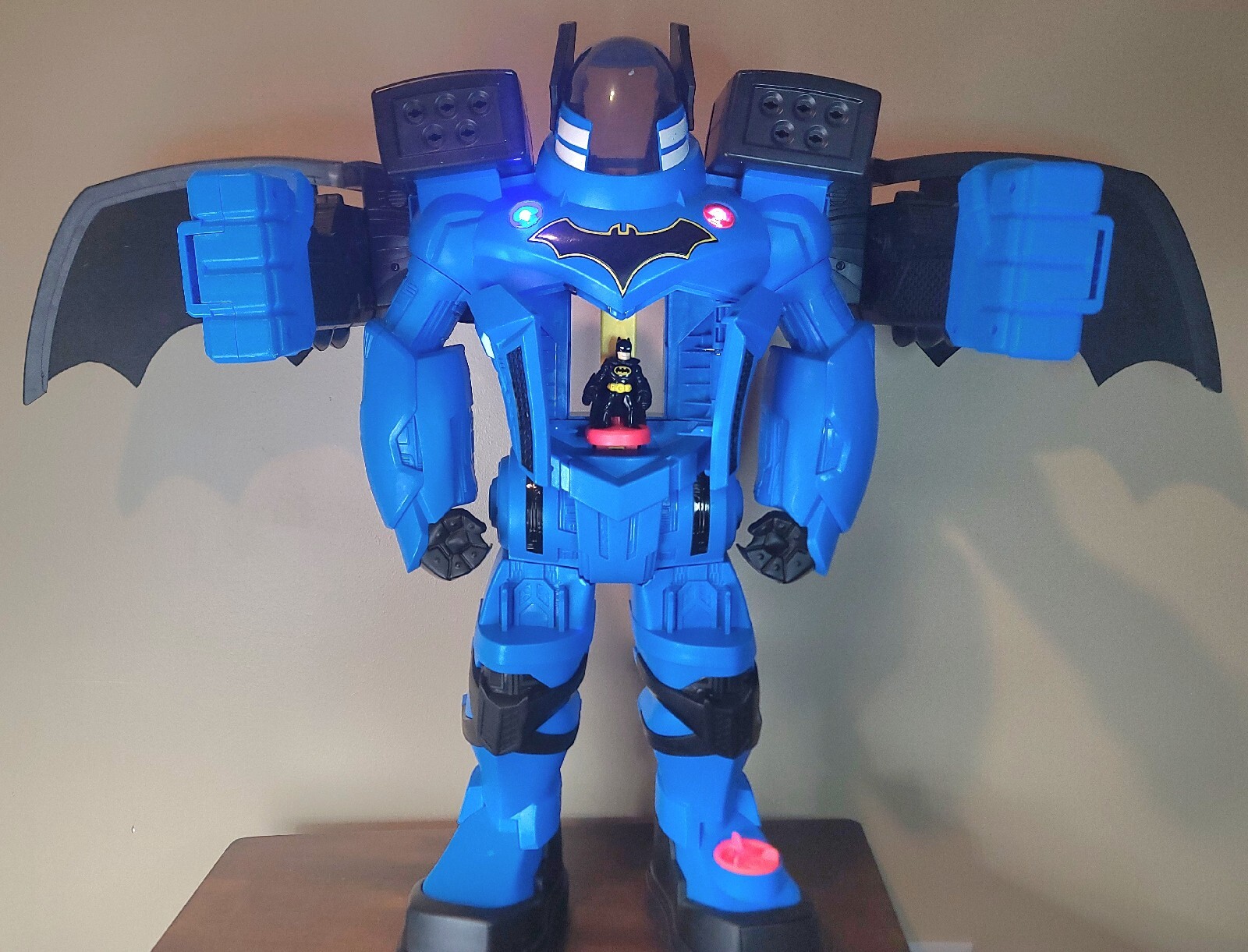 Fisher-Price Imaginext DC Super Friends Batman Batbot Xtreme Extreme ...