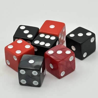 Risk Reinvention 5 Battle Dice Plus 2 Bonus Dice 2008 Replacement ...