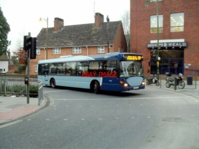 PHOTO BUS REG YP52 CTO (ROUTE 23) AT HORSHAM BUS STATION (2) COMPANY ...