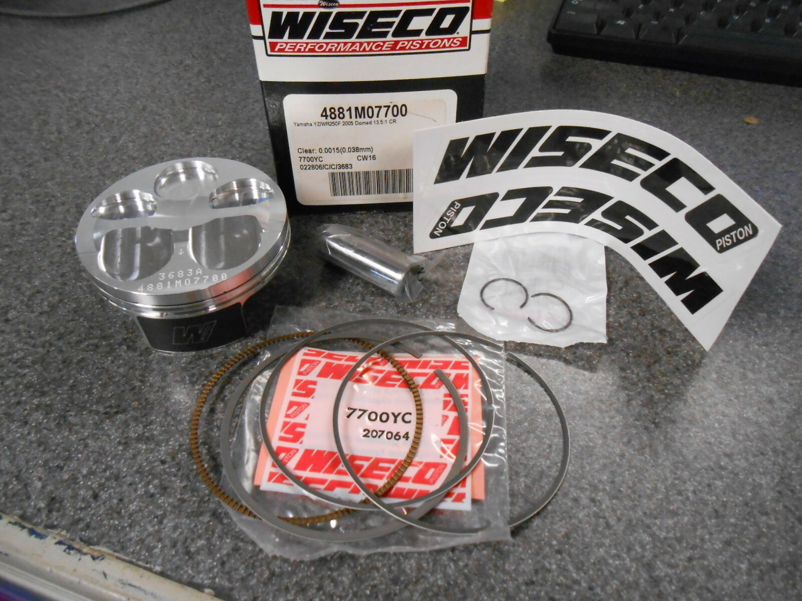 NOS Wiseco Piston Kit STD 77mm 2005 YZ250 WR250 4881M07700 | eBay