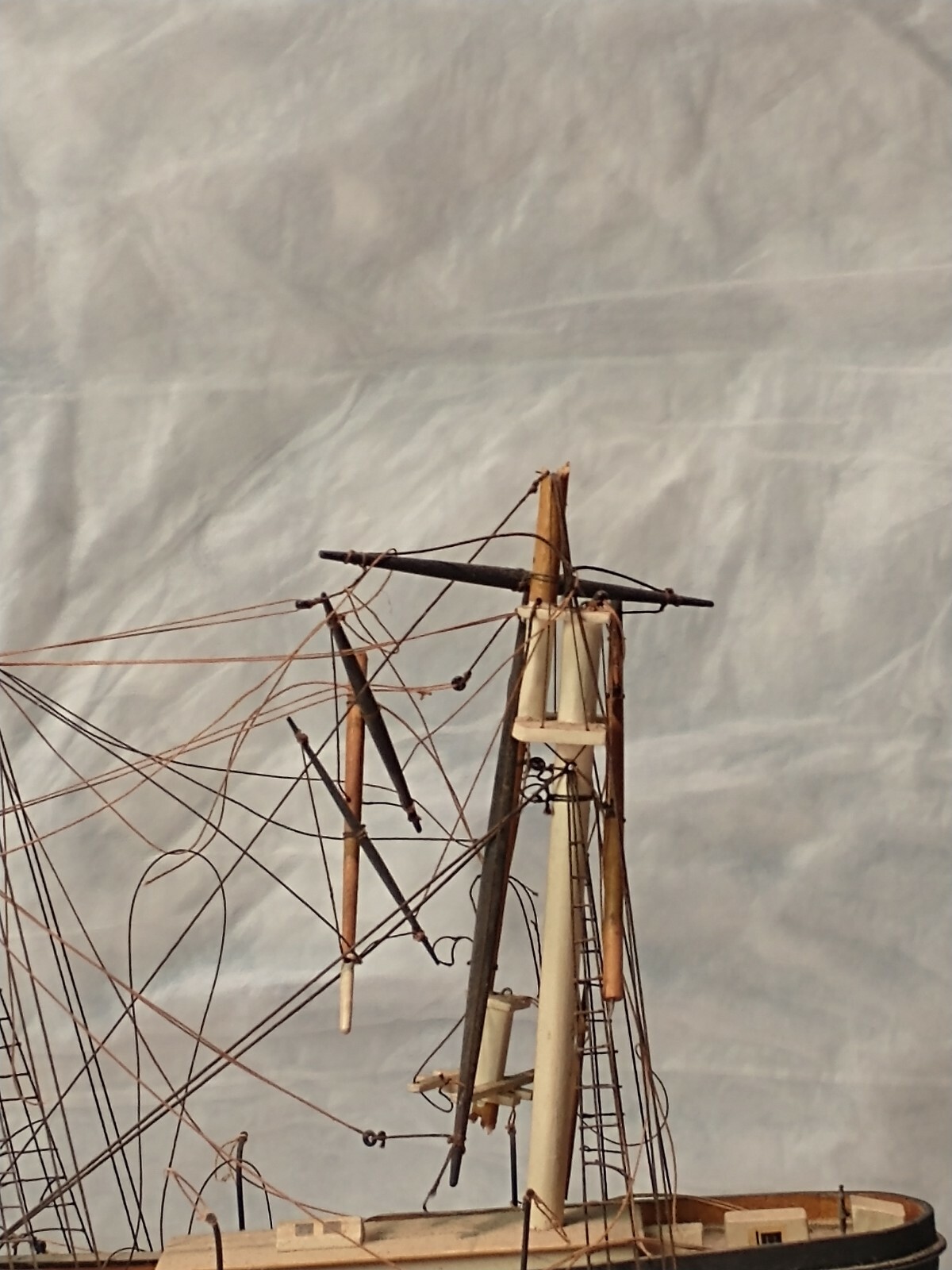 Red Jacket model ship by Piel Craftsman, about 7in. x 5in. x 1½ needs ...