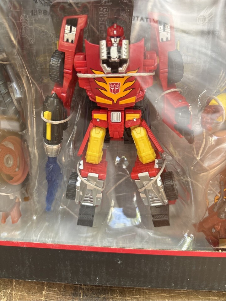 Transformers Hasbro Platinum Edition Planet Of Junk Clash Rodimus Prime ...