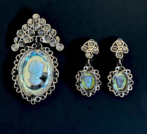 Vintage Signed Tortolani Iridescent Cameo Brooch & Matching Earrings ...