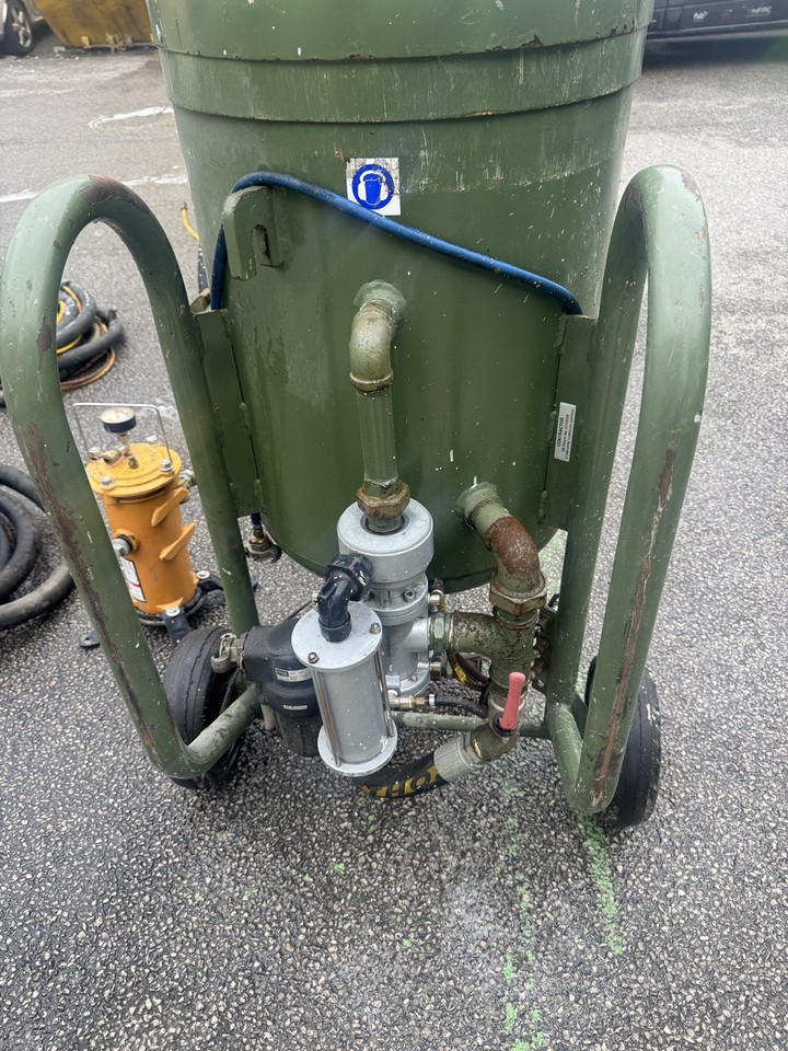 Clemco Shotblasting Package Hodge Clemco Shotblaster All Genuine Clemco ...