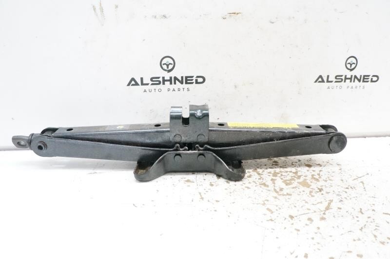 2004-2010 Lexus RX330 or RX350 Scissor Lift Jack 09111-0W090 OEM for ...