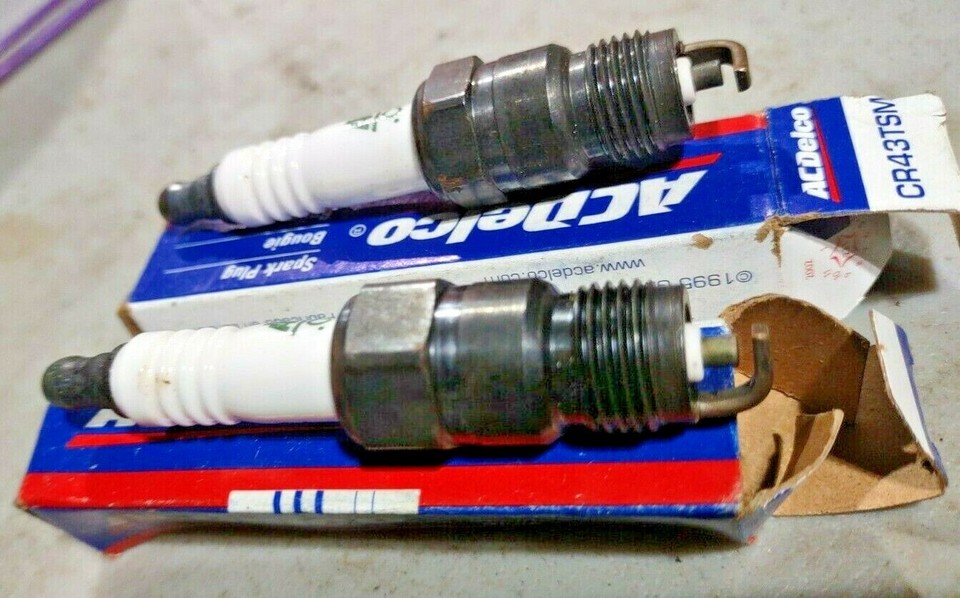 Spark Plug-Conventional ACDelco CR43TS LOT OF 2 FC-15 | eBay