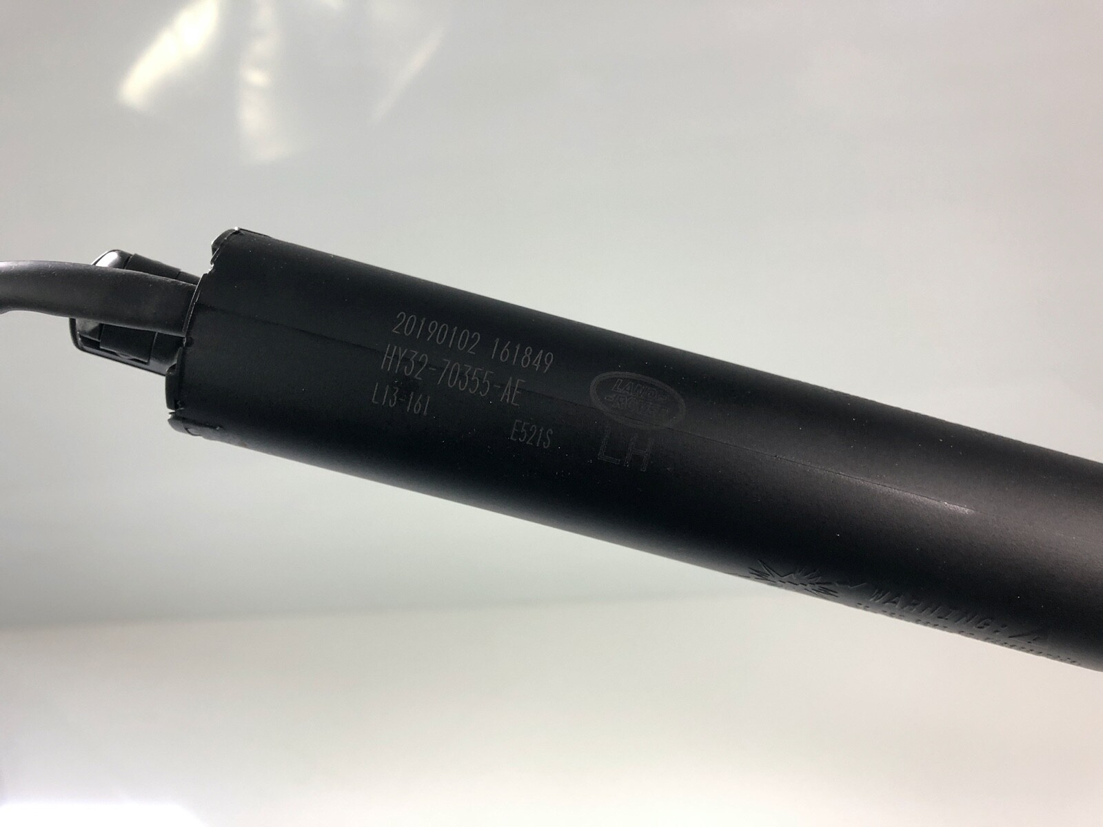 Land Rover Discovery 5 Powered Handsfree LH Tailgate Strut LH LR083139 ...