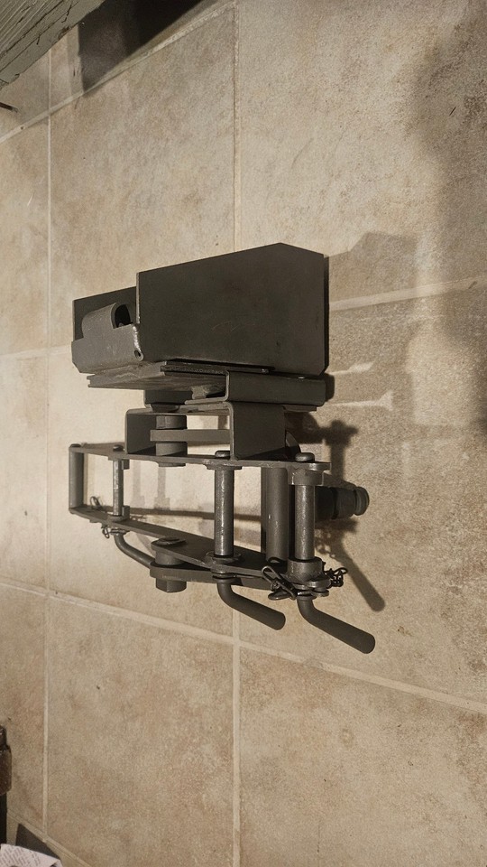 M240 / M1919 Tripod Cradle - Original USGI - EXCELLENT! | eBay
