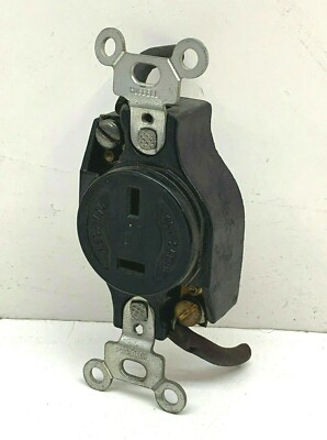 Receptacles & Outlets - 10A 250V