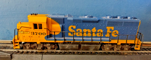 HO Scale Atlas Santa Fe Diesel Locomotive no 3700 #22 | eBay