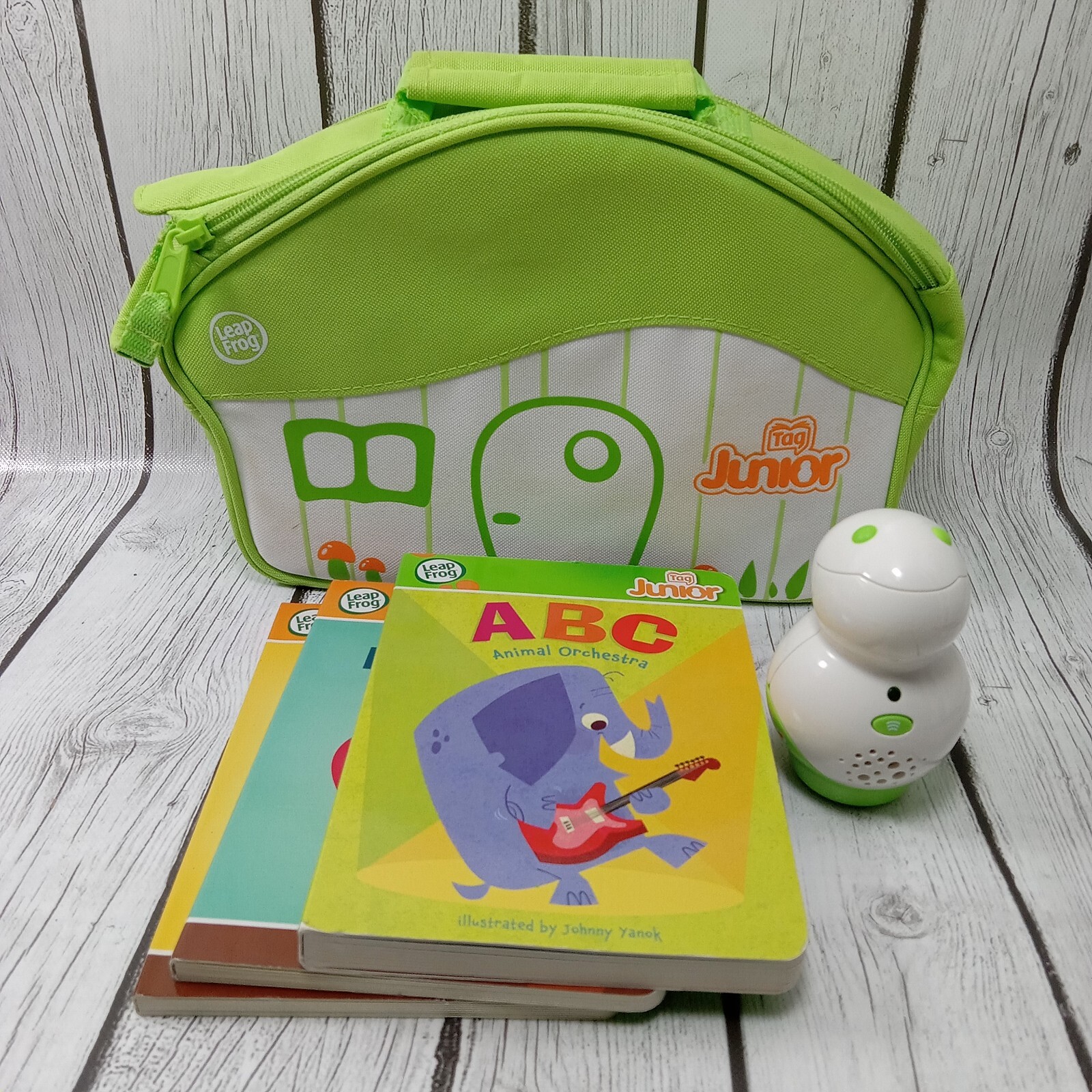 Leap Frog Tag Junior Reader And 3 Books Lot Early Childhood Learning ...