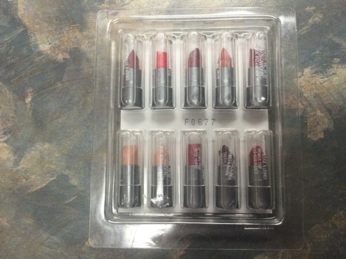 Avon Beyond Color Lipstick And Lip Conditioner Bullet Samples Packs 6g ...