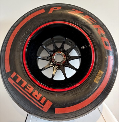 2024 Red Bull F1 Wheel + Rare Soft Slick Tyre + Nut – Genuine RB10 ...