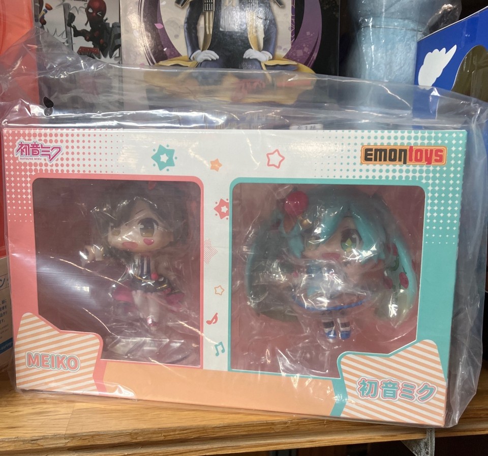 HATSUNE MIKU TRADING FIGS V1 HATSUNE MIKU & MEIKO EMONTOYS | eBay