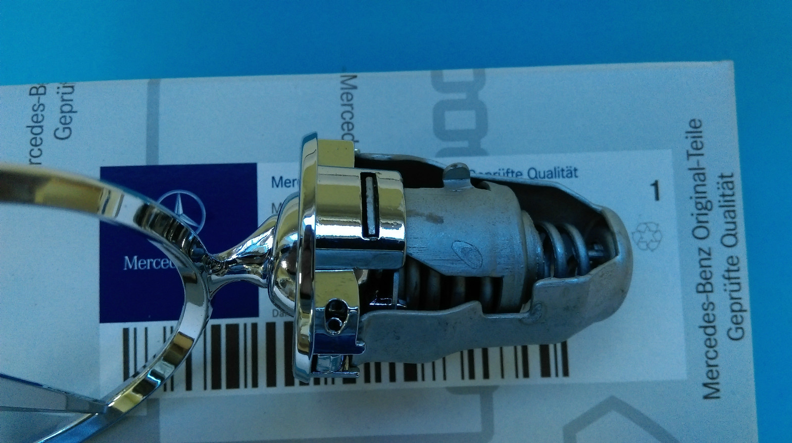 Genuine Mercedes-Benz W123 W124 W126 Bonnet Grille Badge Star ...
