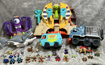 Huge Lot of Fisher-Price Imaginext Playsets Figures Scooby, JP, Octopus ...