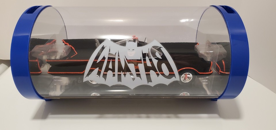 HOT WHEELS 1/18 SAN DIEGO COMIC CON FLOCKED BATMOBILE 1966 TV SERIES ...