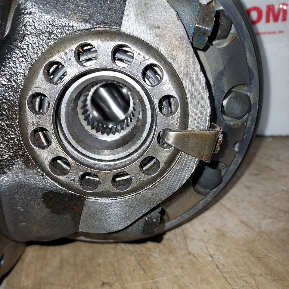 NEW BUILD TRAC LOC 3.50 FORD 9 INCH 28 SPLINE POSI MUSTANG 1310 YOKE 4 ...