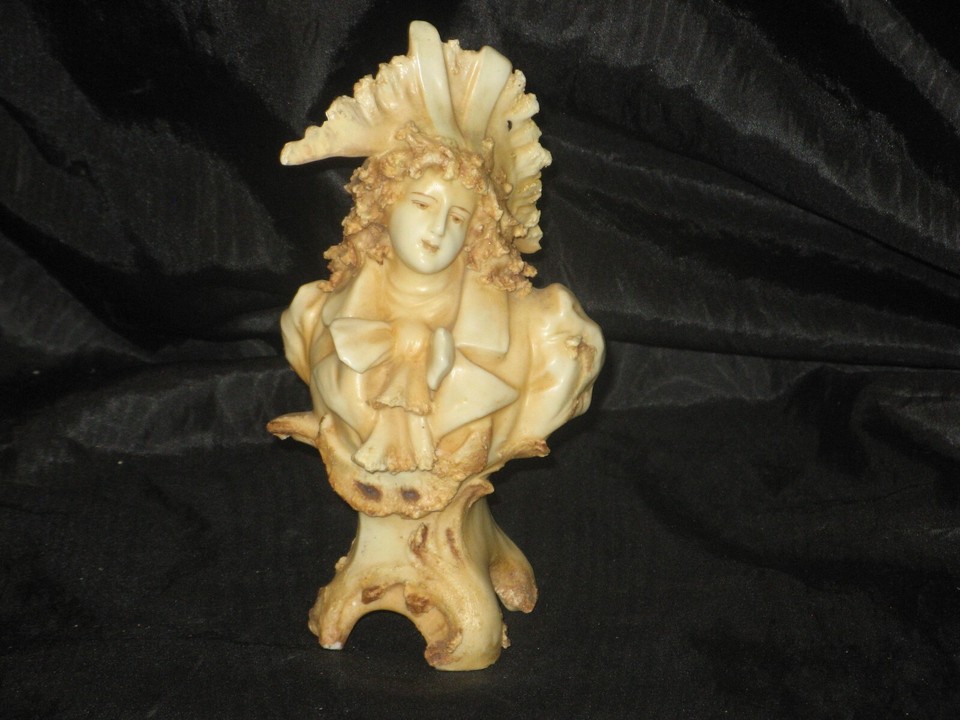 BEAUTIFUL SMALL EXQUISITE ANTIQUE BUST 5 5/8 INCHES | eBay