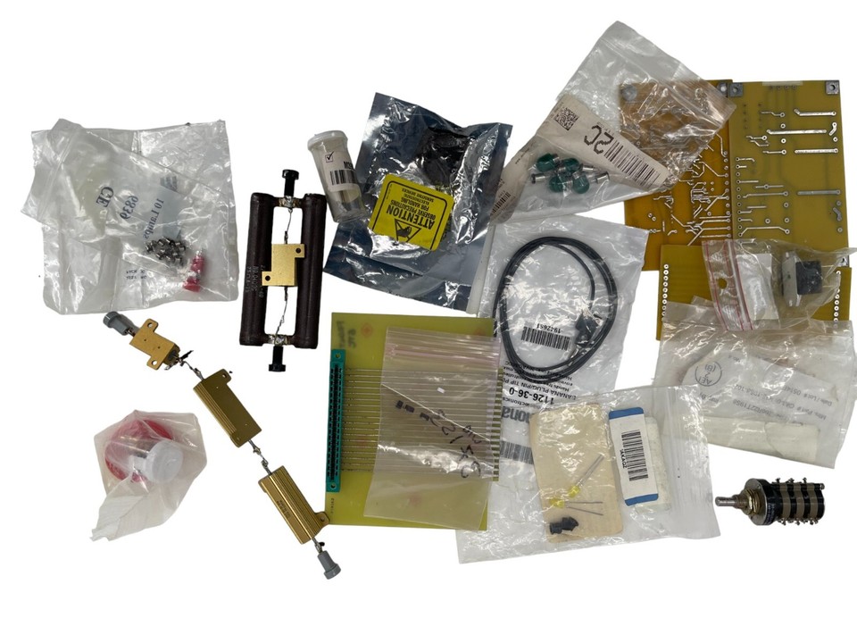 Lot Aircraft Aviation Electrical Parts And Mounting Hardware Boeing 757 ...