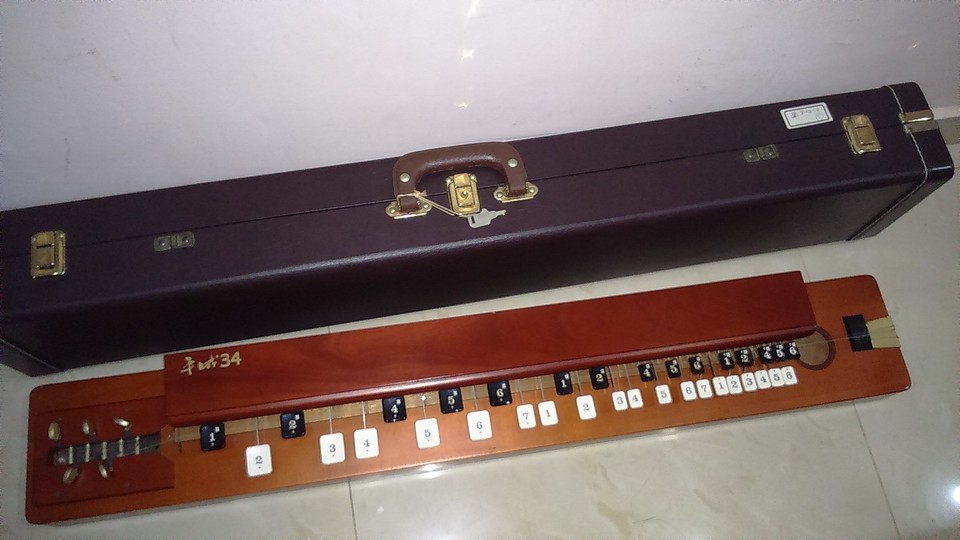 SUZUKI Hesei 34 (34-key) Electric Taisho Koto (Taishogoto) w/Hard Case ...